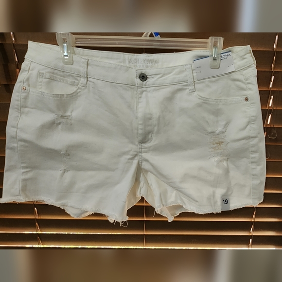 Arizona Jean Company | Shorts | Arizona White Ripped Shorts | Poshmark